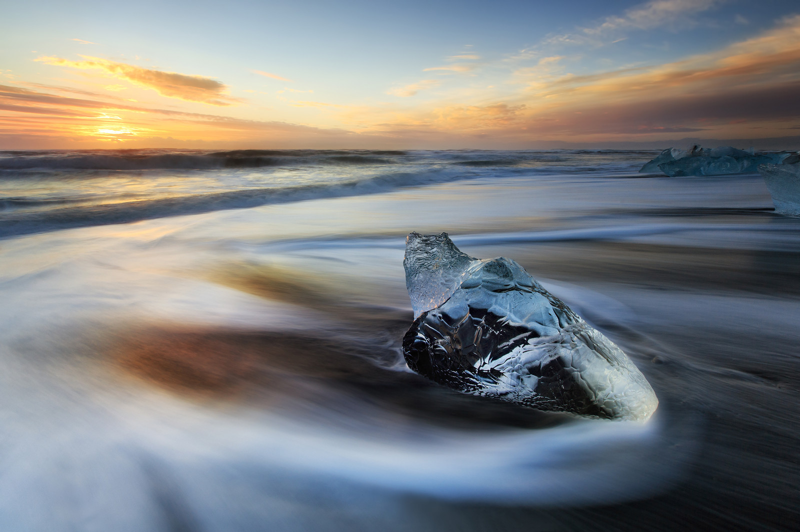 3 Day Tour | Jokulsarlon Ice Cave, Northern Lights & Golden Circle