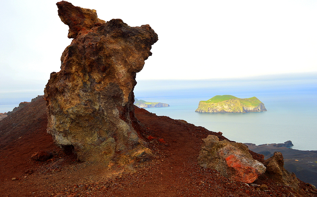 The Westman Islands - Eldfell volcano & Eldheimar - the Pompei of the North
