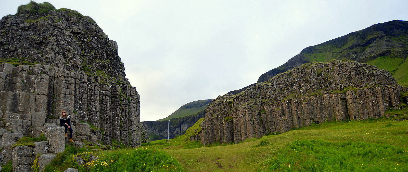 Extraordinary Columnar Basalt and Waterfalls in South-Iceland - Foss á ...